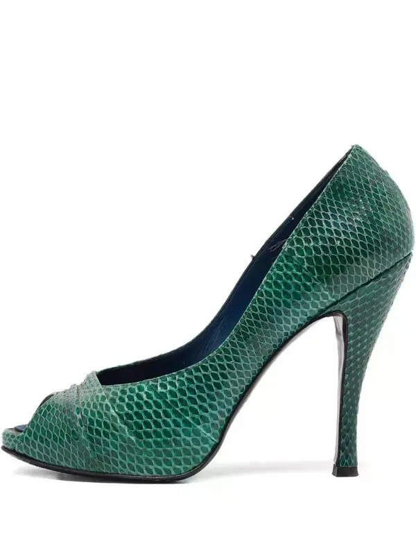 ROGER VIVIER Leather Pumps