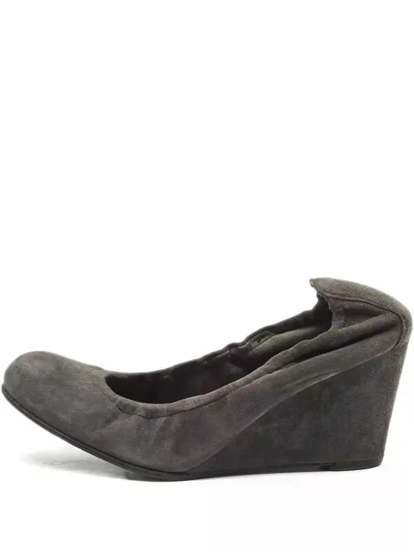 STUART WEITZMAN Dark Suede Wedge Heel Round Toe Pumps