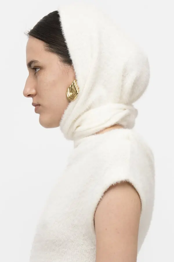 Arakii Knitted Head Scarf - Off-white