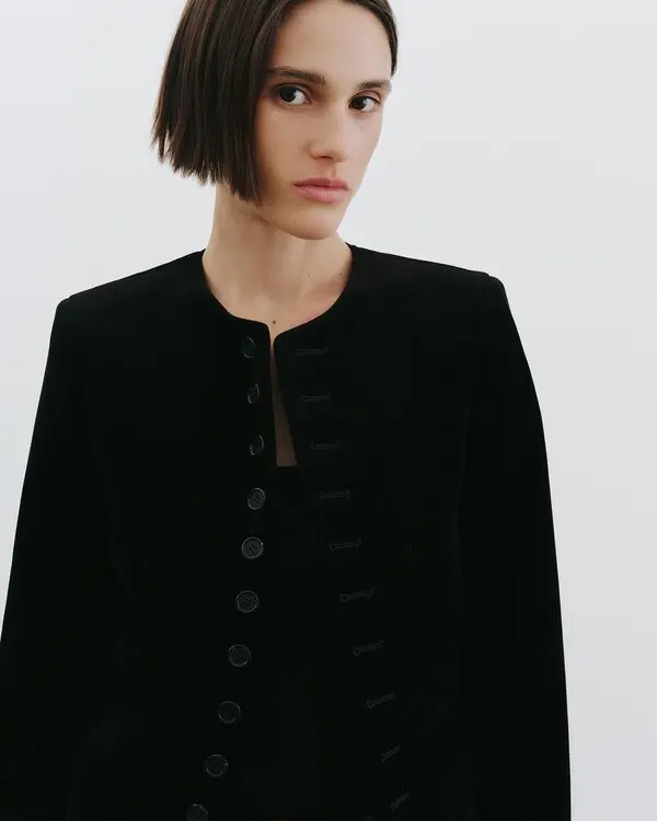 NILI LOTAN Patti Velvet Short Jacket - Black
