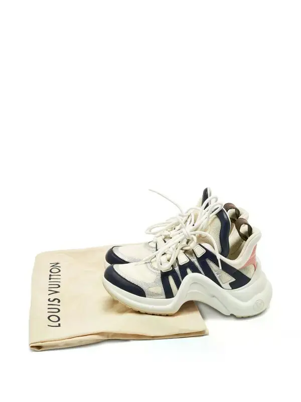 LOUIS VUITTON Arclight Round-toe Sneakers