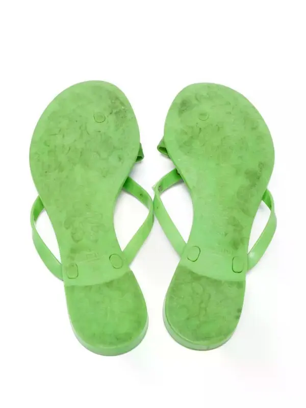 Valentino Garavani Rockstud Thong Sandals