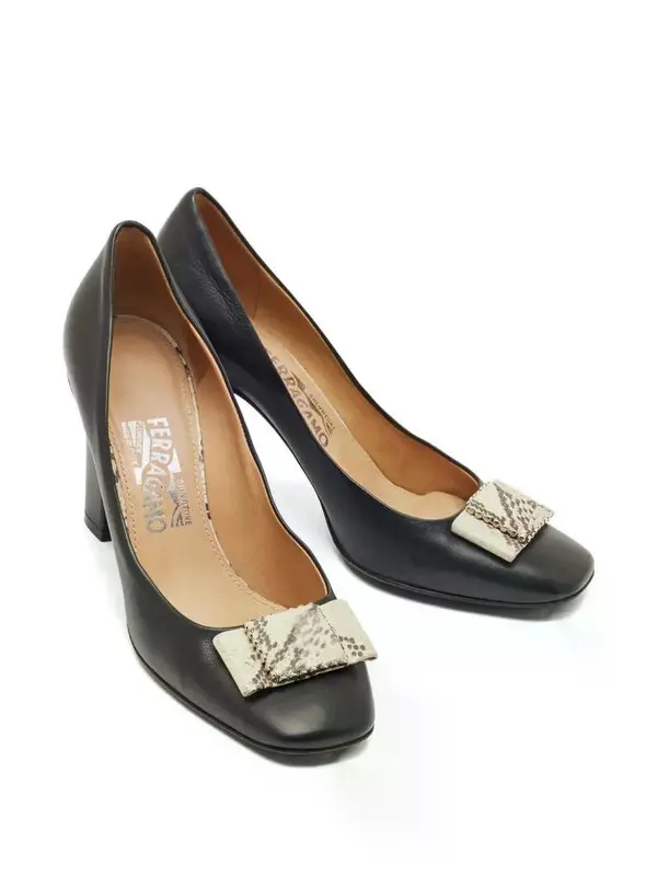 FERRAGAMO Vara Bow Leather Pumps - Black