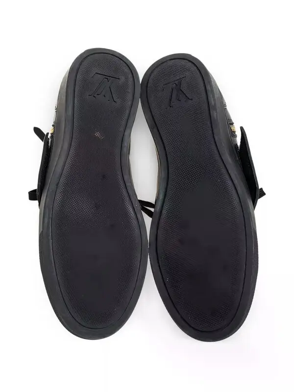 LOUIS VUITTON Logo-plaque Leather Sneakers