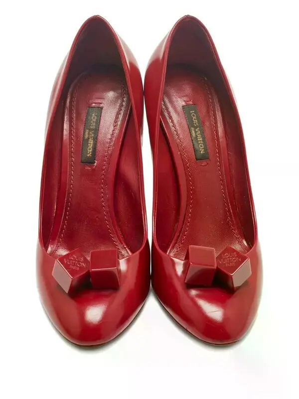 LOUIS VUITTON Dice Leather Pumps