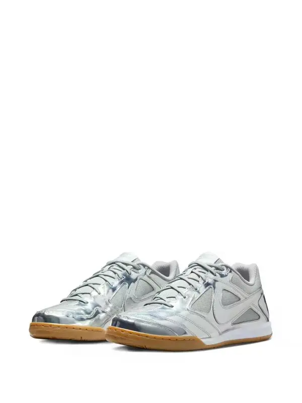 Nike Gato Lv8 Sneakers