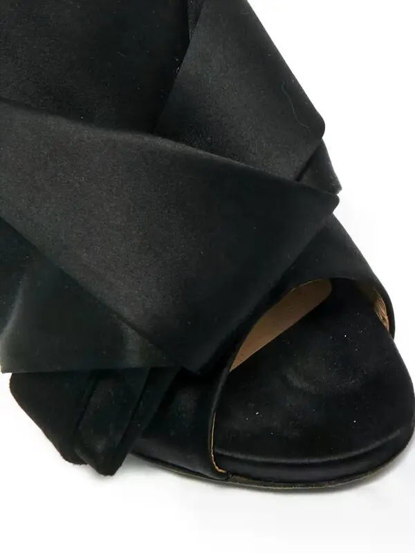 N°21 Knot Satin Sandals