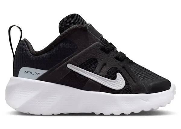 Nike Metro Tek Sneakers