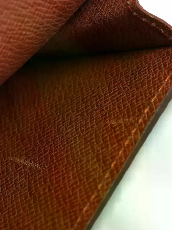 LOUIS VUITTON 2002 Monogram-pattern Wallet