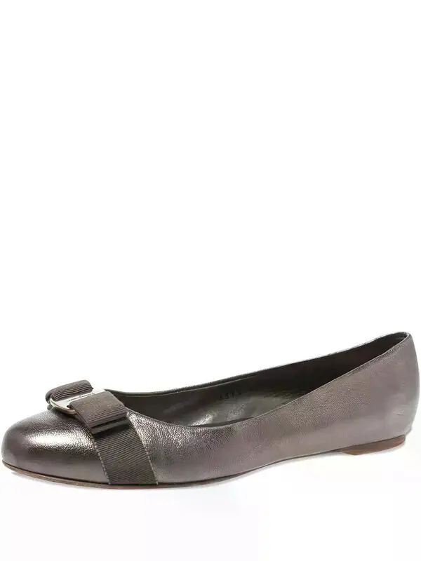 FERRAGAMO Vara Bow Leather Flats