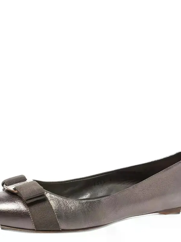 FERRAGAMO Vara Bow Leather Flats