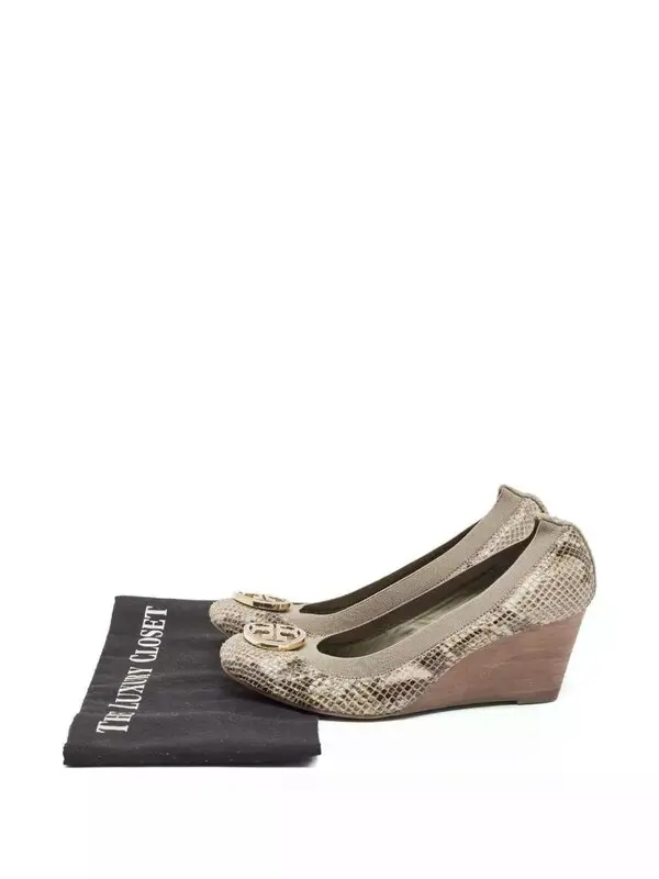 Tory Burch Embossed Pumps