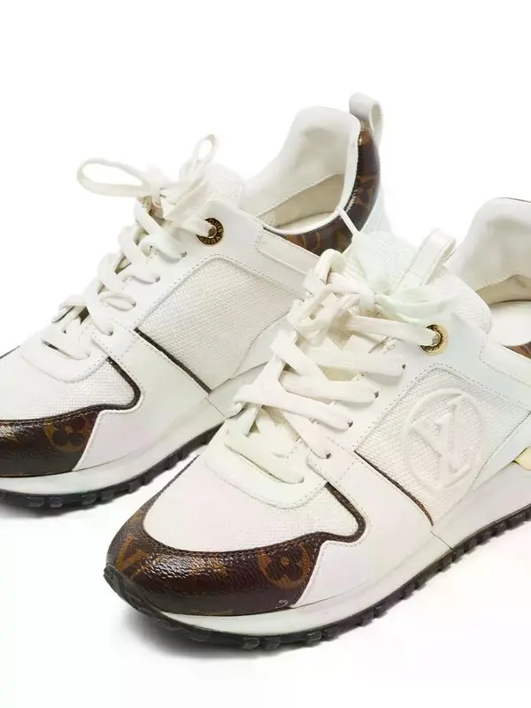 LOUIS VUITTON Leather Sneakers