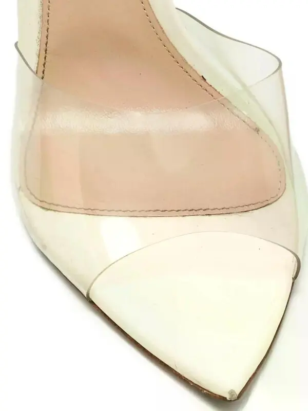 GIANVITO ROSSI Elle Pointed Sandals