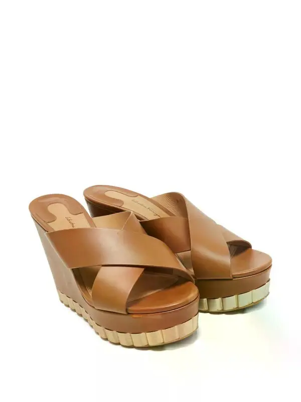 FERRAGAMO Nicosia Crossover-strap Sandals