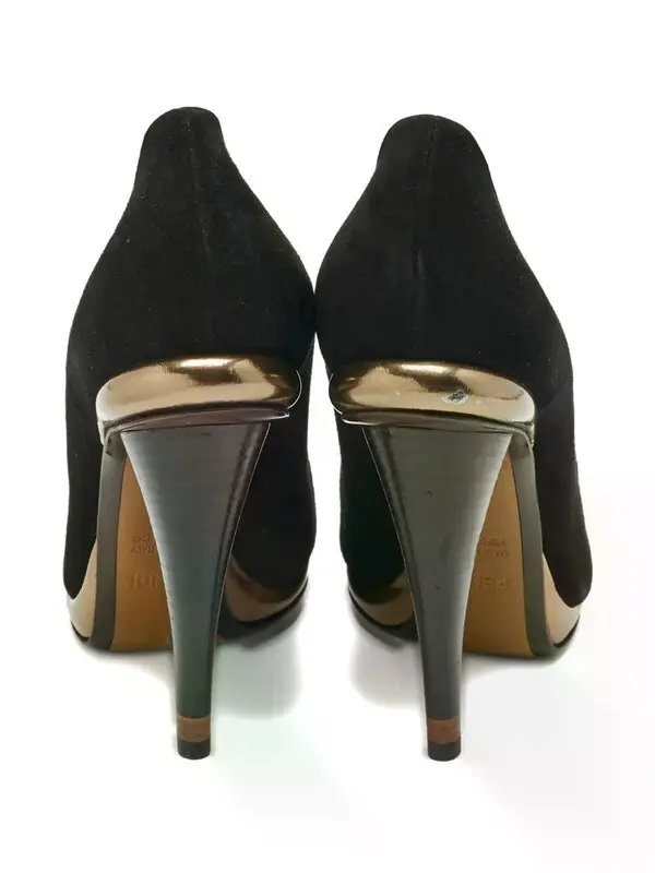 Fendi Suede Round-toe Pumps