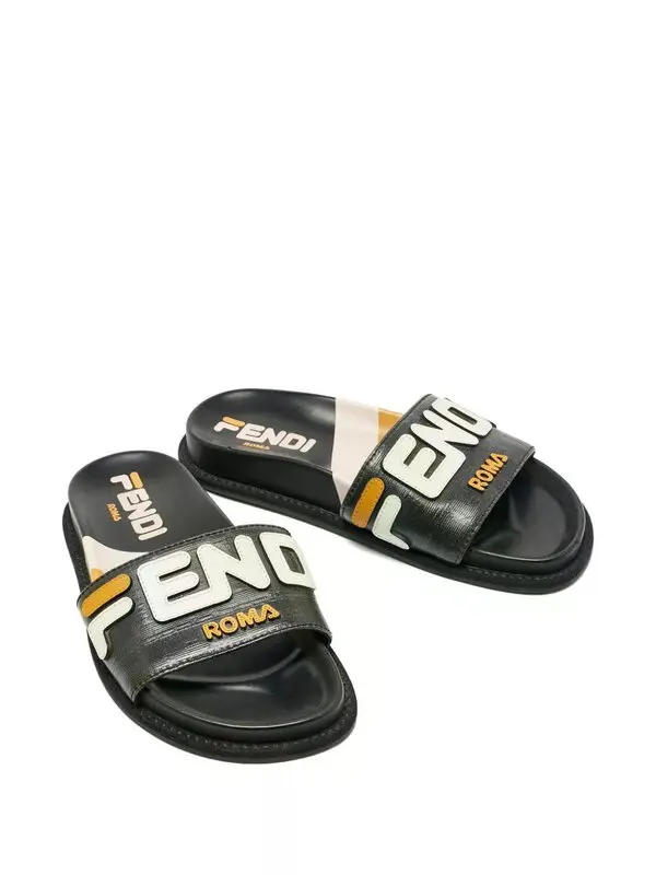 Fendi Mania Leather Slides
