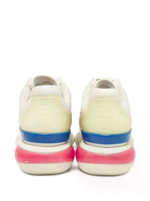Fendi Leather Logo Sneakers - Neutrals