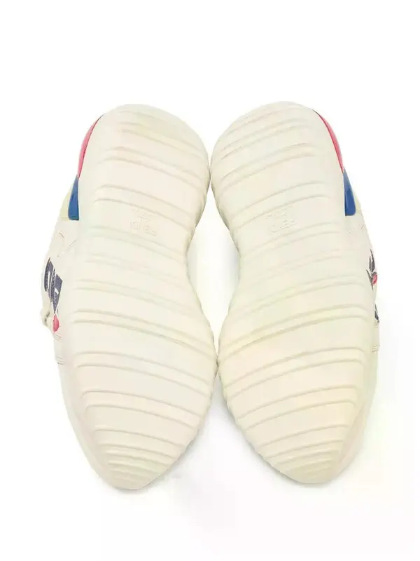 Fendi Leather Logo Sneakers - Neutrals