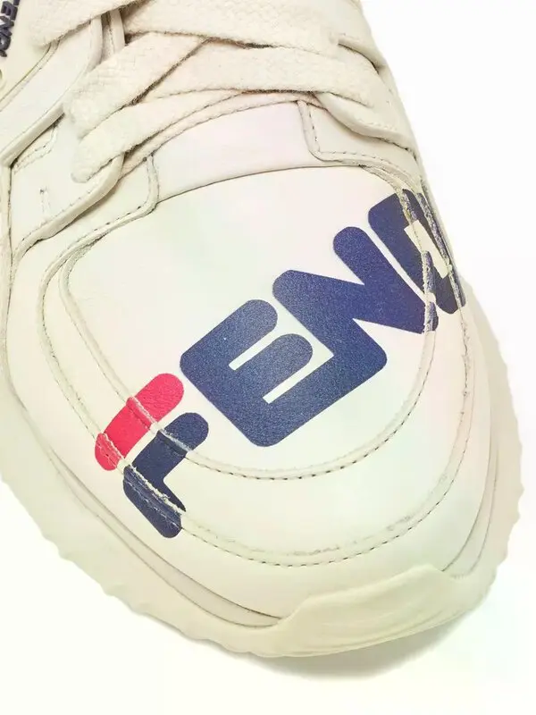 Fendi Leather Logo Sneakers - Neutrals
