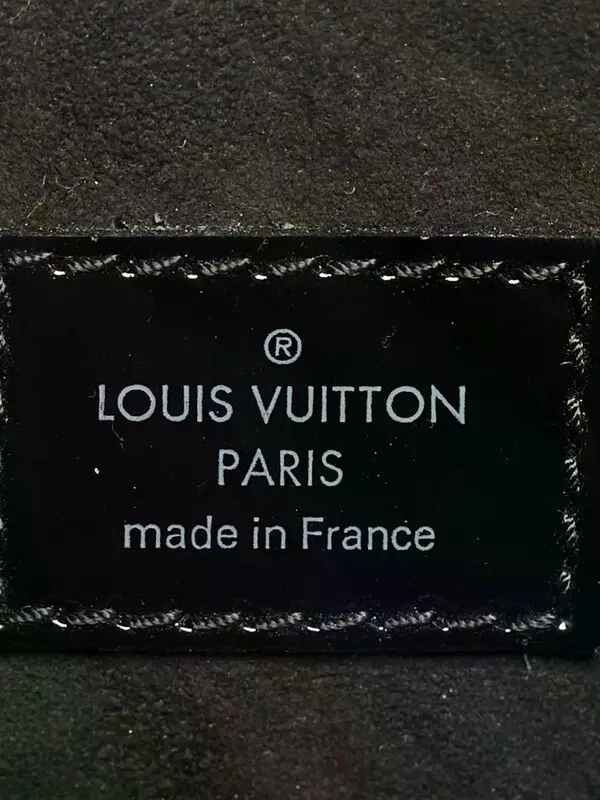 LOUIS VUITTON Pm Pont Neuf Handbag - Black