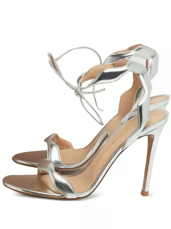 GIANVITO ROSSI Wavy Strap Leather Sandals - Silver