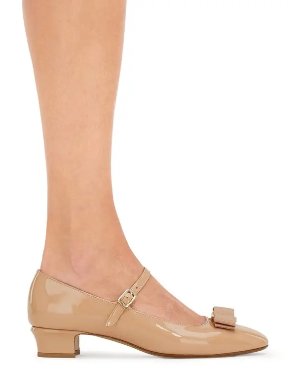 FERRAGAMO Vally Bow Pumps - Amaretti