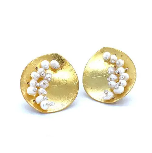 ESIN AKAN Leaf Mars Pearl Earrings - Gold Plated