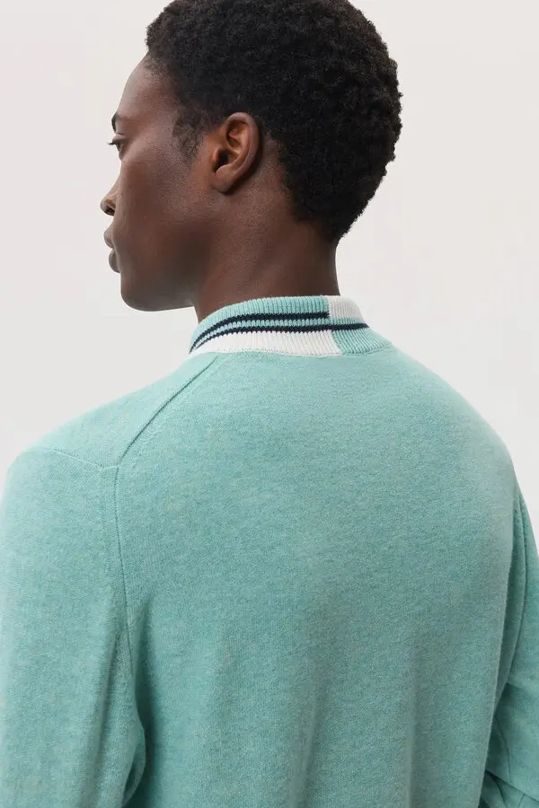 Johnstons Of Elgin Cashmere V-neck Jumper With Striped Trim