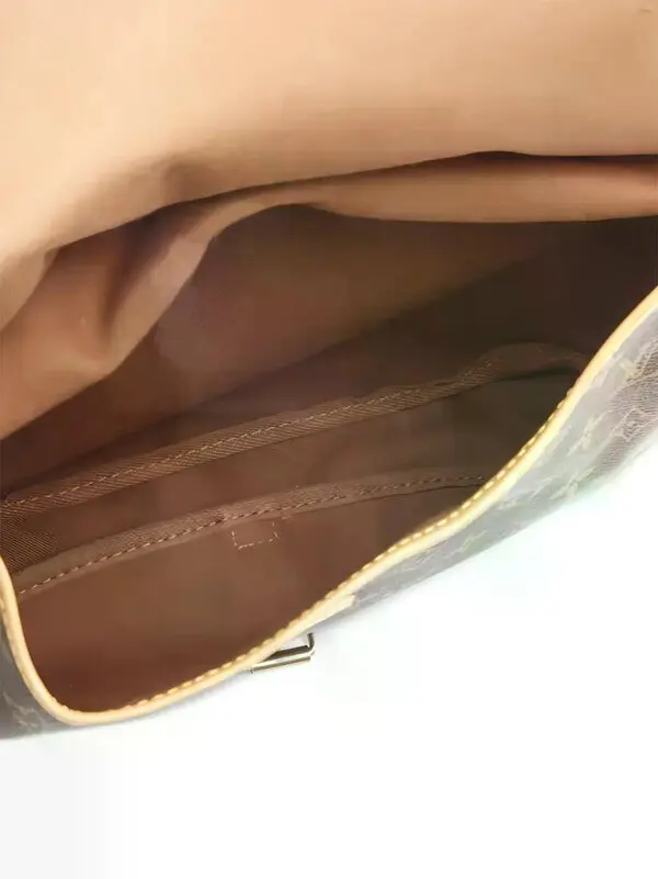 LOUIS VUITTON 1995 Saumur Monogram Shoulder Bag - Brown