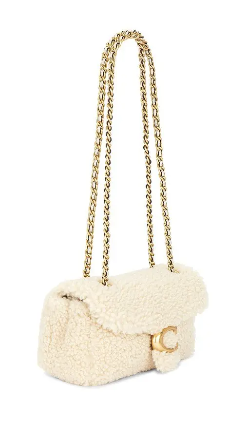 COACH Tabby 20 Shoulder Bag