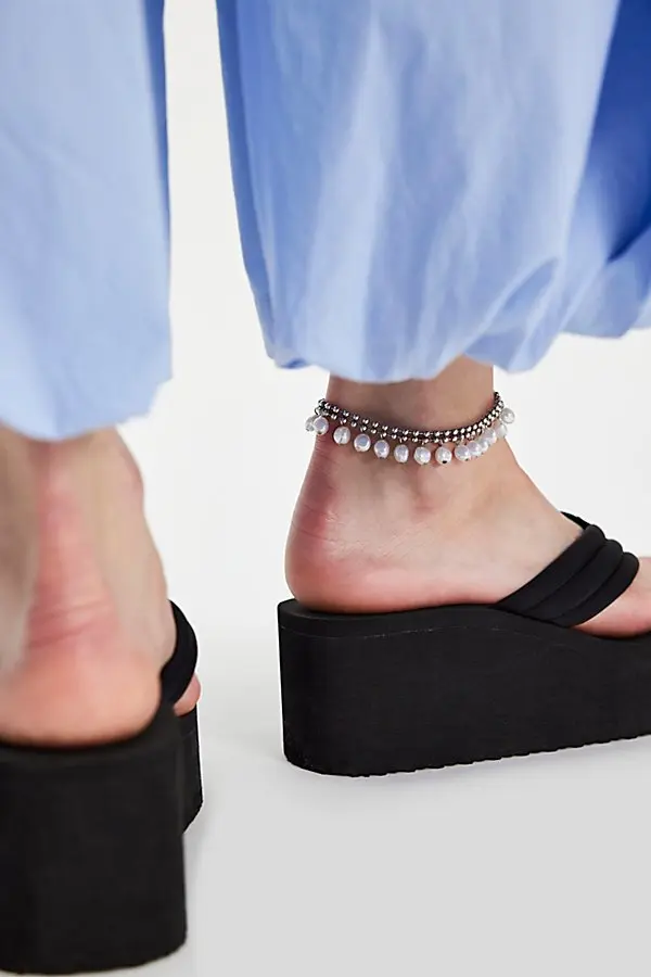 Free People Poolside Wedge Thong Sandals - Black