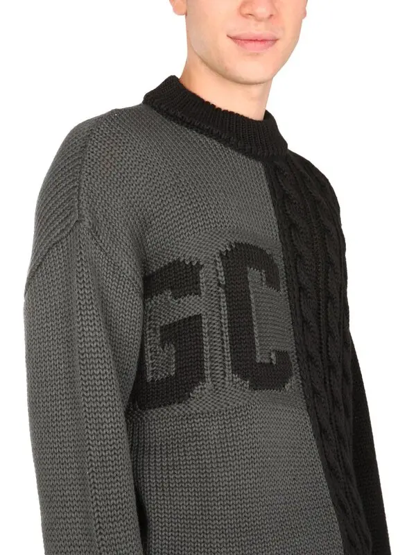 Gcds Sweater With Logo Inlay - Charcoal