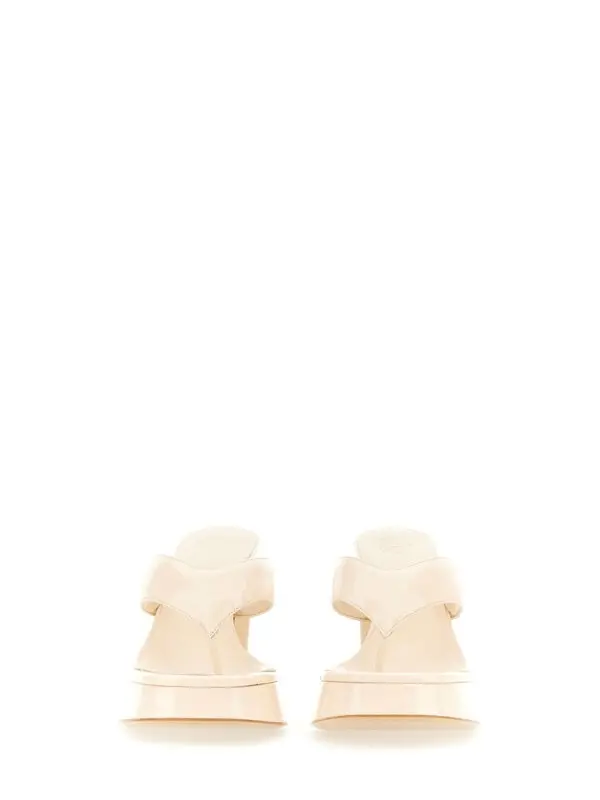 GIA BORGHINI Patent Leather Thong Sandals - Ivory
