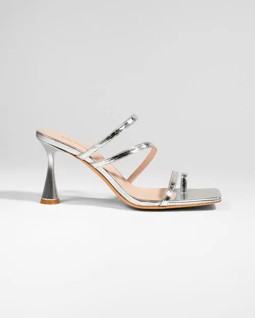 MI/MAI Sorento Square Toe Leather Sandal - Silver