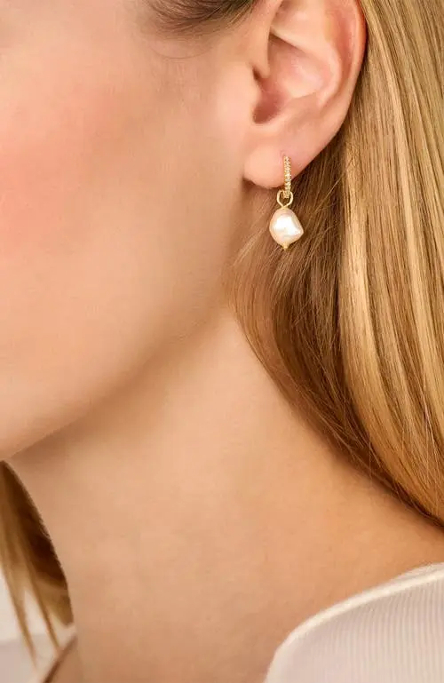 DPT ANTWERP Endless Pearl Earrings