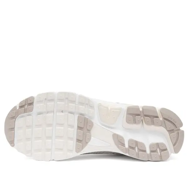 Nike Zoom Vomero 5 W Sneaker - White/bone/grey