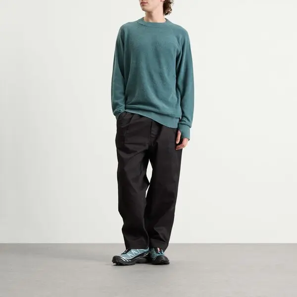 GOLDWIN Mesh Pile Crew Sweatshirt