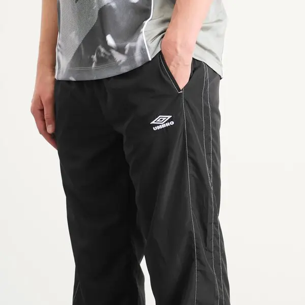 UMBRO Relaxed Track Pant - Black