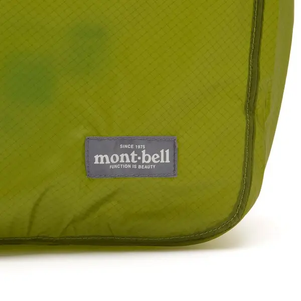 MONTBELL U.l. Mono Bag M - Leaf Green
