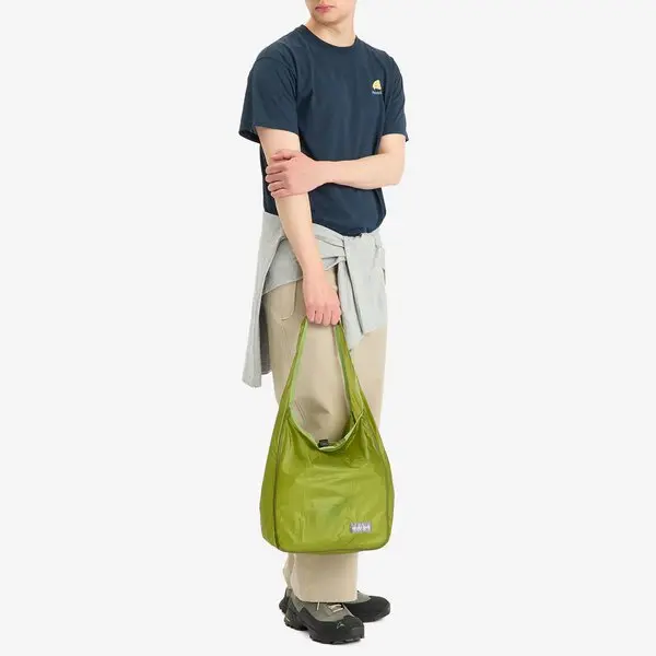 MONTBELL U.l. Mono Bag M - Leaf Green