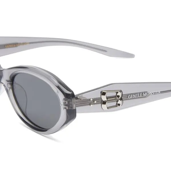 GENTLE MONSTER Vamp Sunglasses