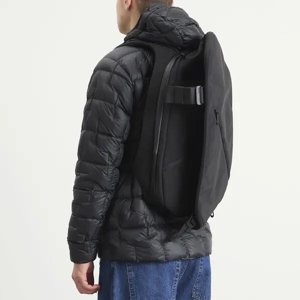 COTE&CIEL Isar M Round Carbon Backpack