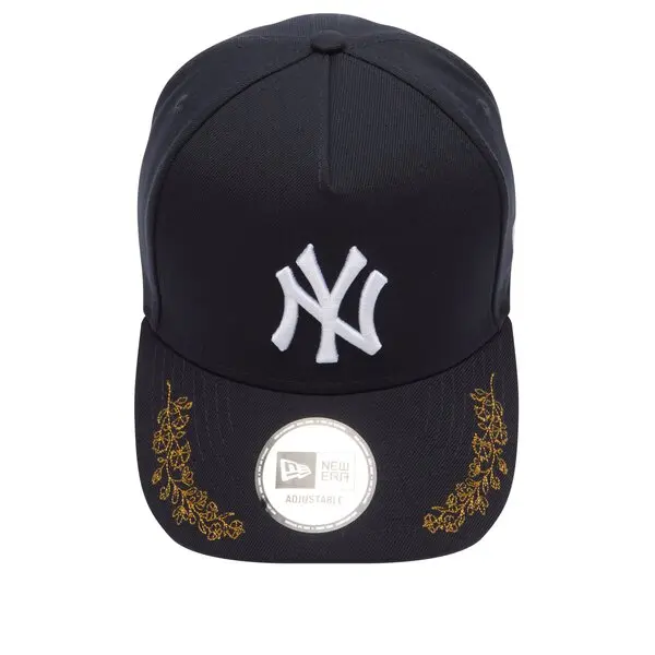 New Era New York Yankees Tonal Icon 9forty E-frame