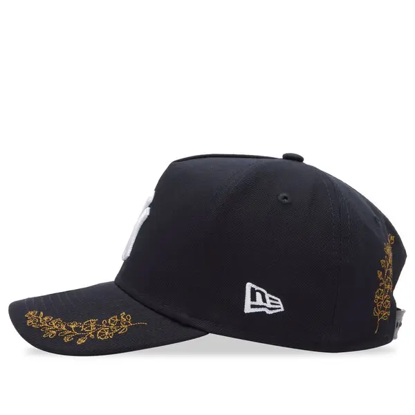 New Era New York Yankees Tonal Icon 9forty E-frame