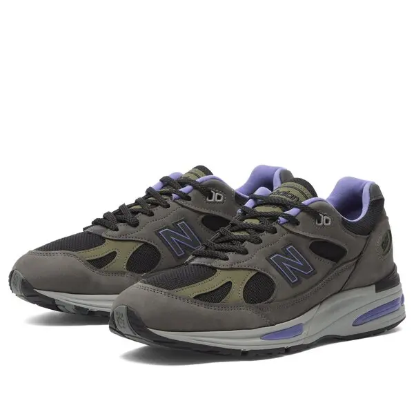 NEW BALANCE 991v2 "iconic Influences" Sneakers - Grey