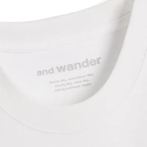 AND WANDER X Print Pocket T-shirt