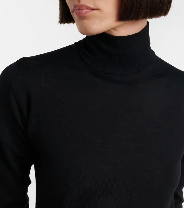 Max Mara Virgin Wool Turtleneck Sweater - Black