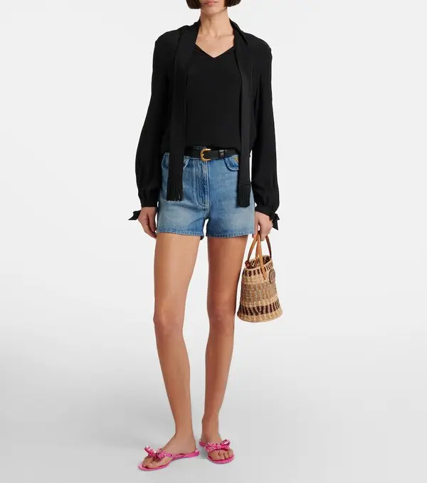 Valentino Garavani Rockstud Bow-detail Thong Sandals - Pink