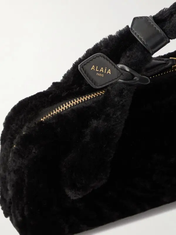 Alaïa Le Teckel Shearling Clutch - Black